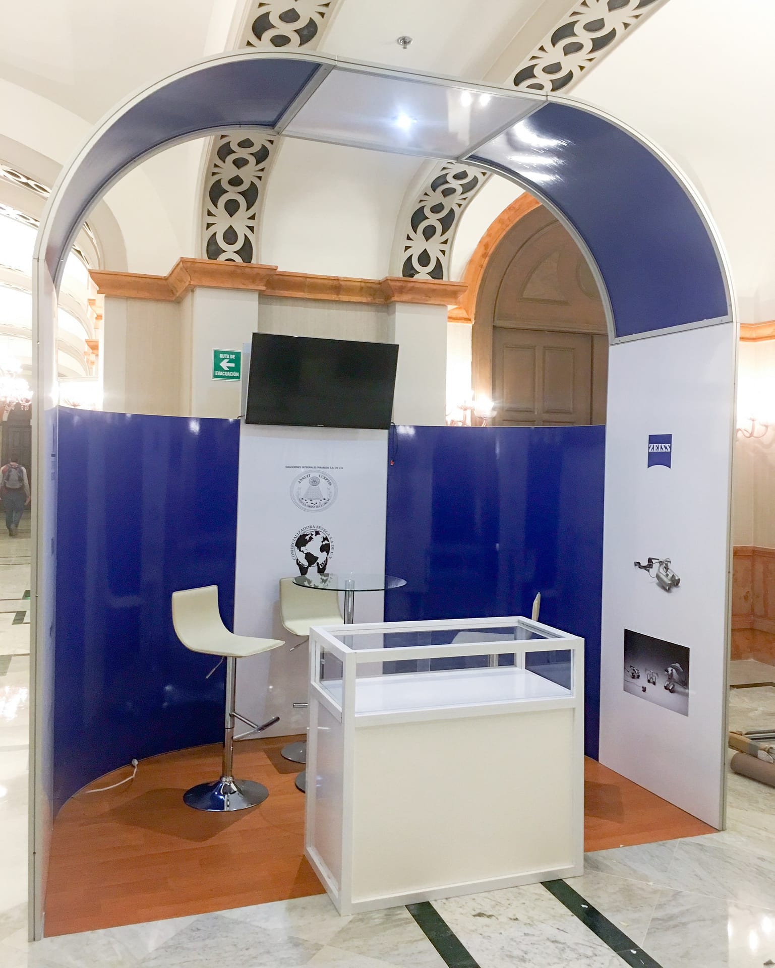 Diseño de Stand 3x2 Fevega