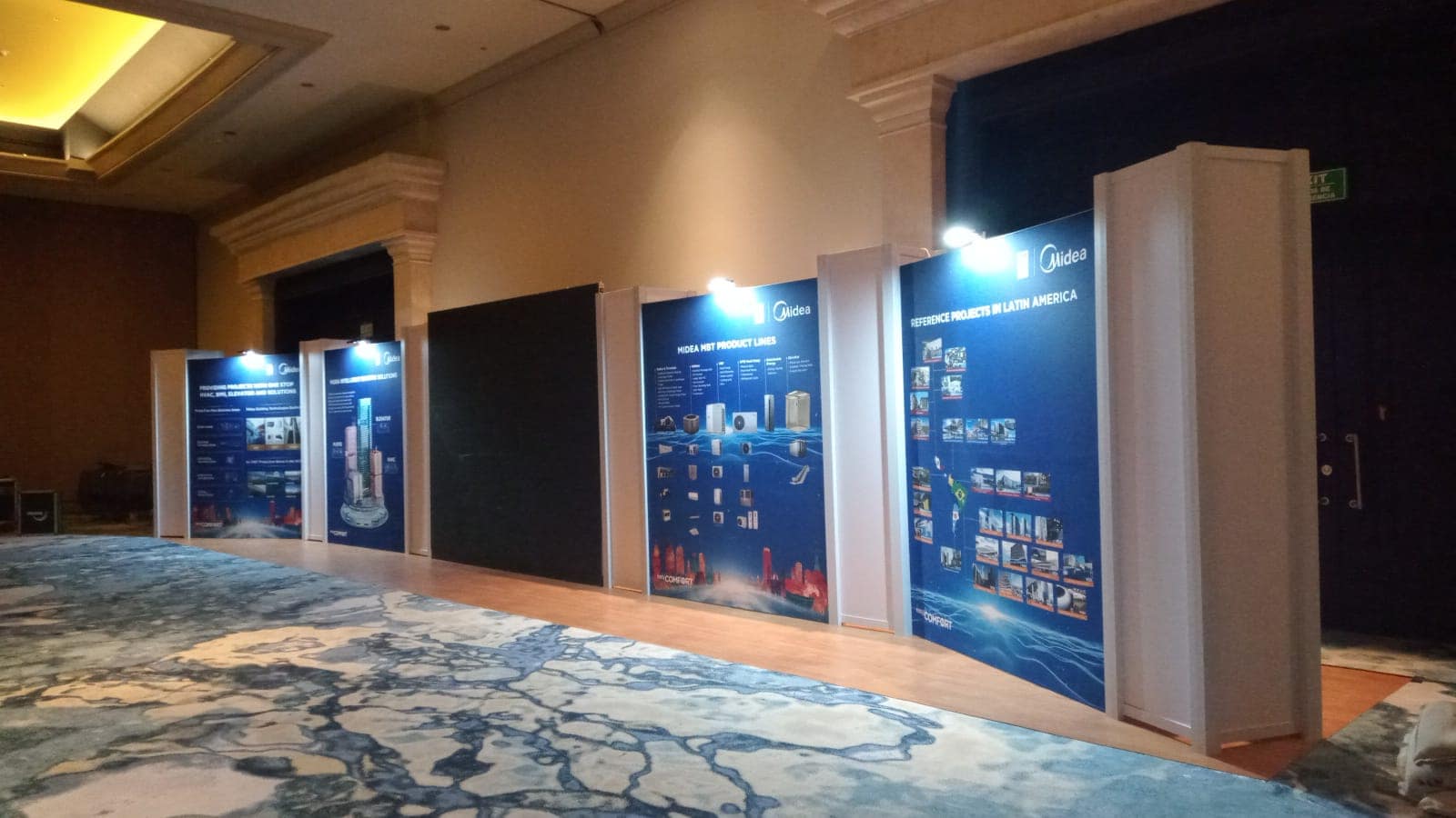 Diseño de stand para Presidium 14×2 MIDEA.